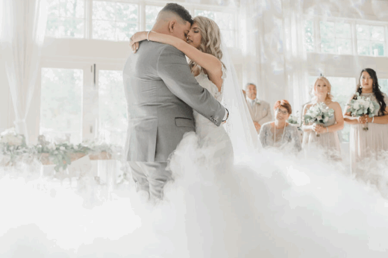 Perfect Your First Dance: Tips, Styles, & Ideas