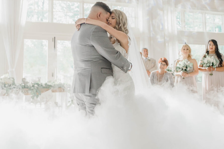 Perfect Your First Dance: Tips, Styles, & Ideas